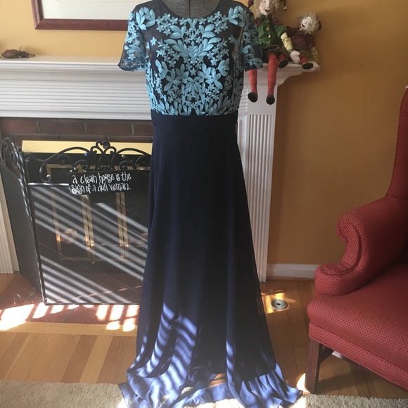JS Collections | Dresses | Embroidered Evening Gown Js Collections Size ...
